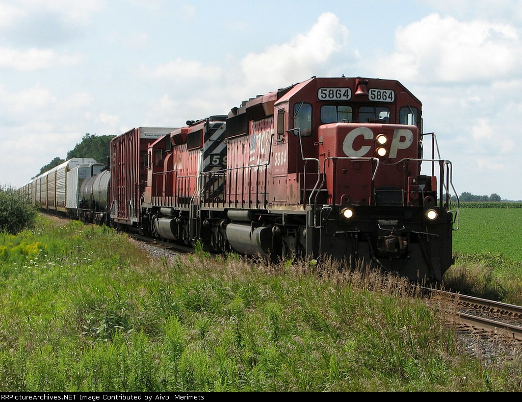 CP 5864 at Mile 92.22 Galt Sub